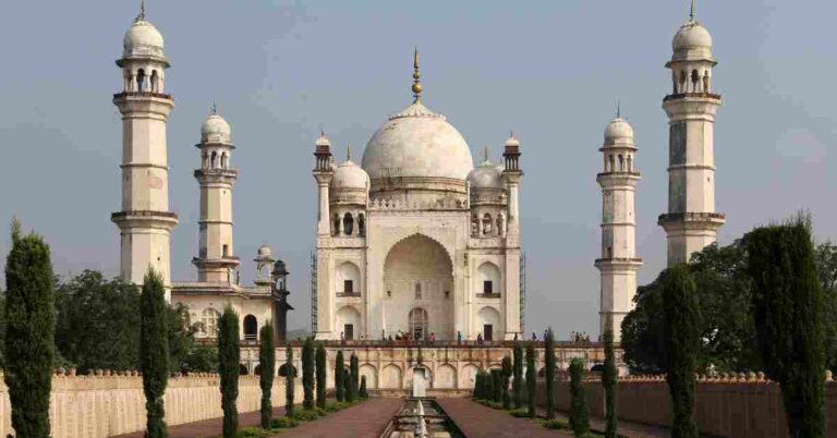 15 Historical Monuments Of Maharashtra: A Journey Into The Past - ItihaasKiKhoj